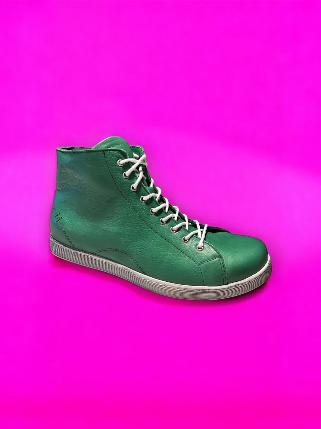 Rilassare – Shoe Fashions Kenmore